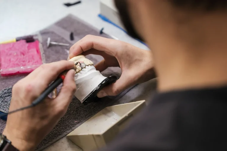 Porcelain vs CEREC Restorations Options: Guide for Dentists